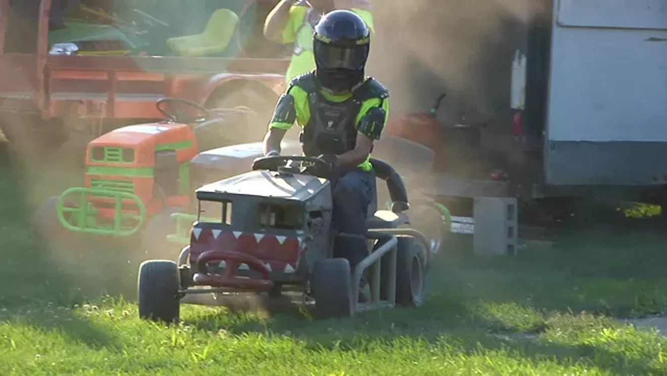 Redneck Lawnmower Racing at the Bradford Fair [276] | Stuck in Vermont ...