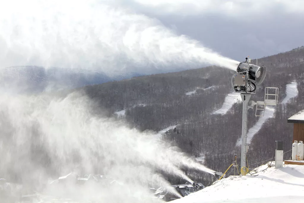 Vermont Resorts Invest in Energy-Efficient Snowmaking | Seven Days Vermont