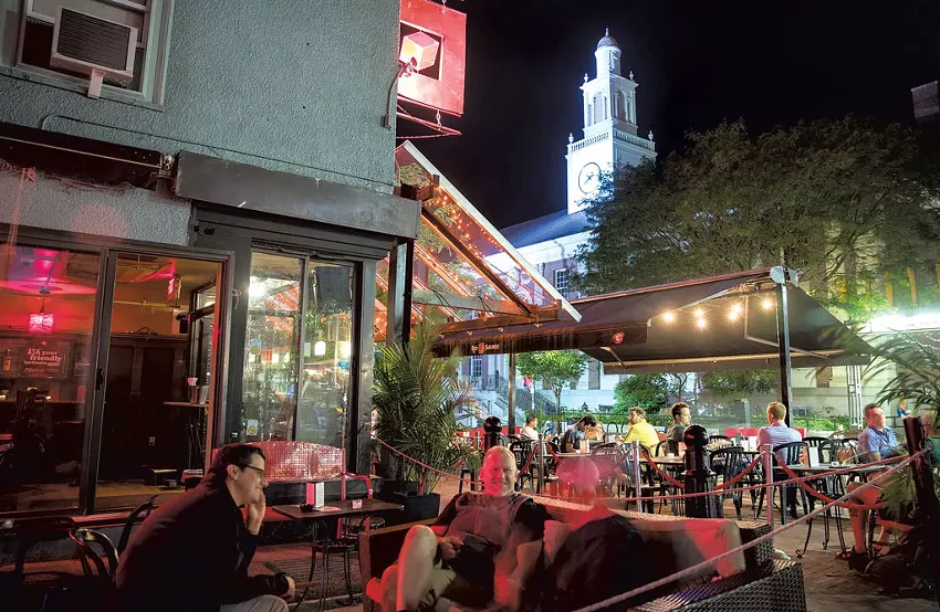 Seven Daysies Awards: Best pickup bar, 2017