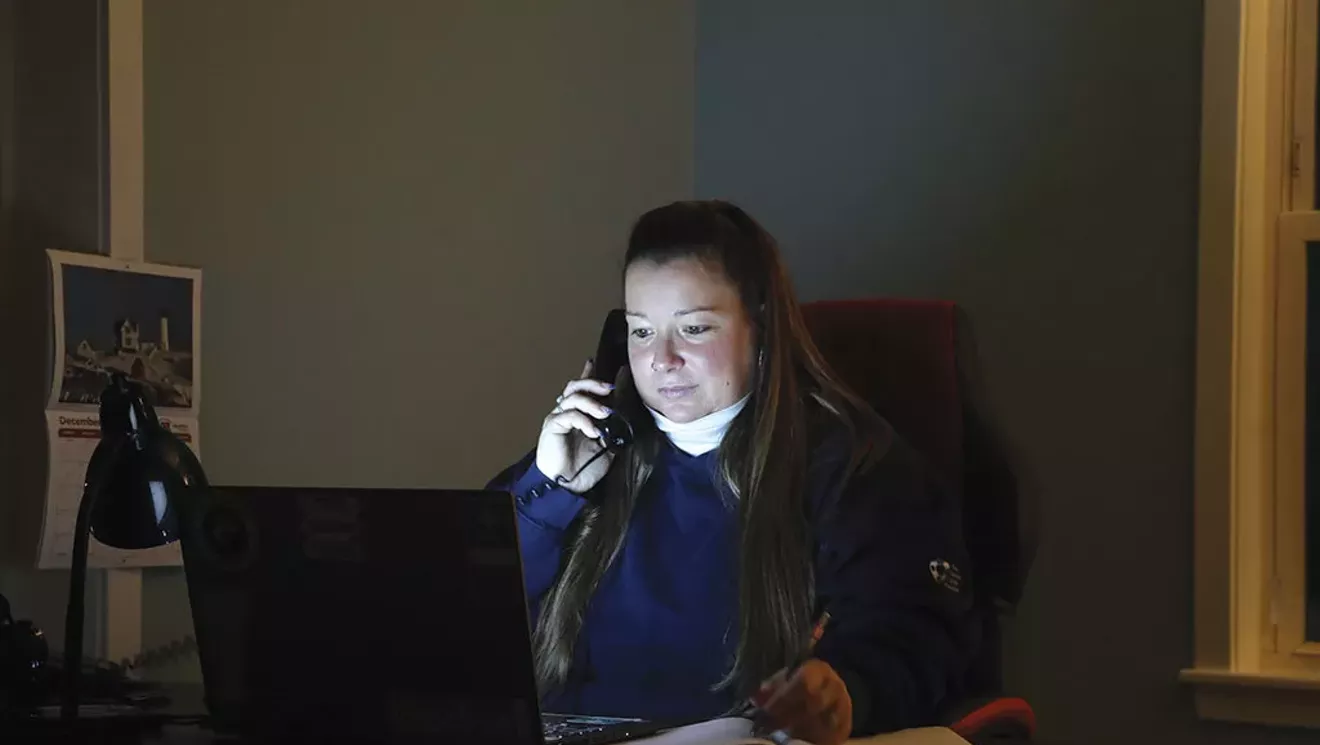 A Call-Taker Advises the Anxious During a Shift on Vermont's Suicide ...